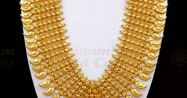 Attractive Kerala Style Grand Gold Haram Bridal Wear HR2198