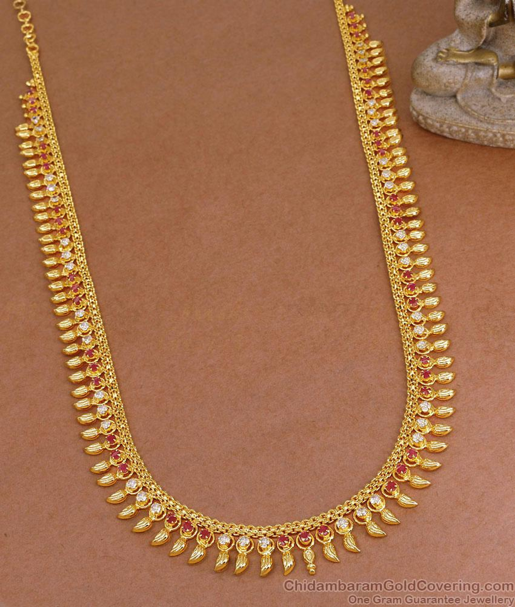 Light Weight Ruby White Mullaipoo Gold Haram Design For Bridal Wear HR3447