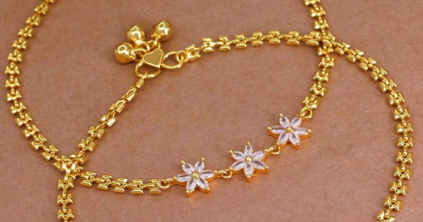 10 Inch Buy Attractive Gold Imitation Payal White Stone Flower Design ...