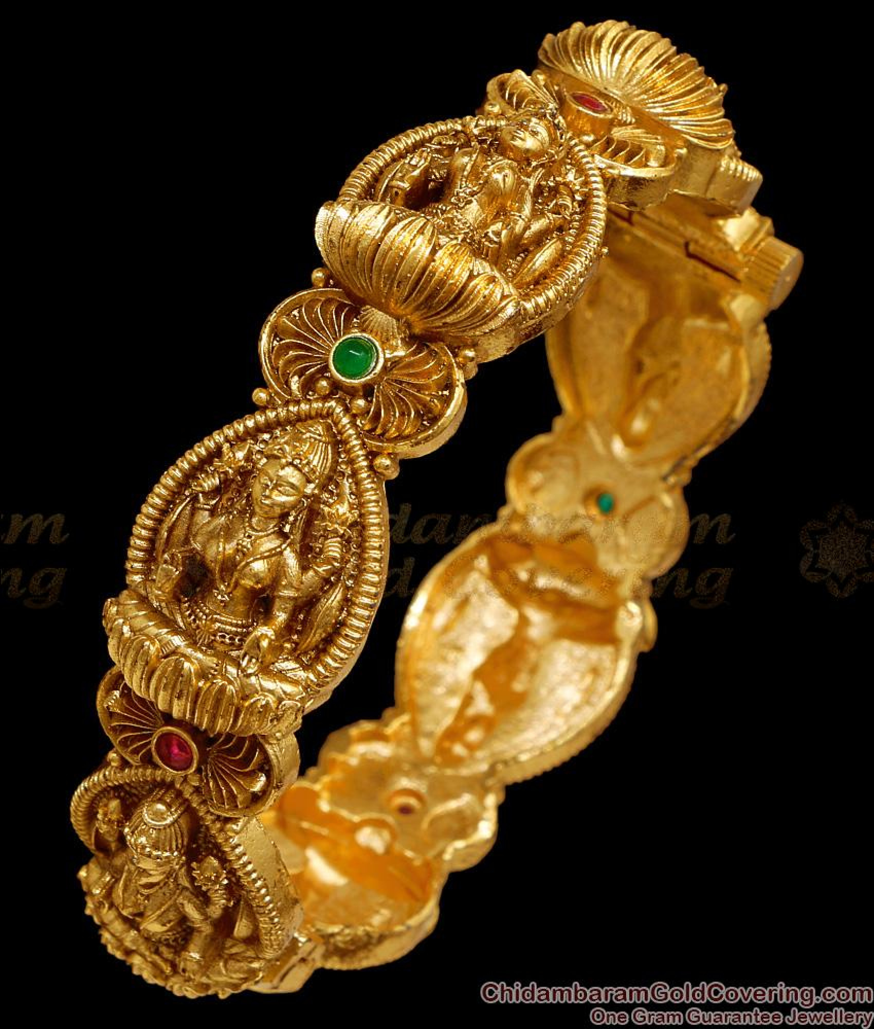 BR1881-2.8 Size Elegant Lakshmi Design Nagas Temple Wear Antique Bangle