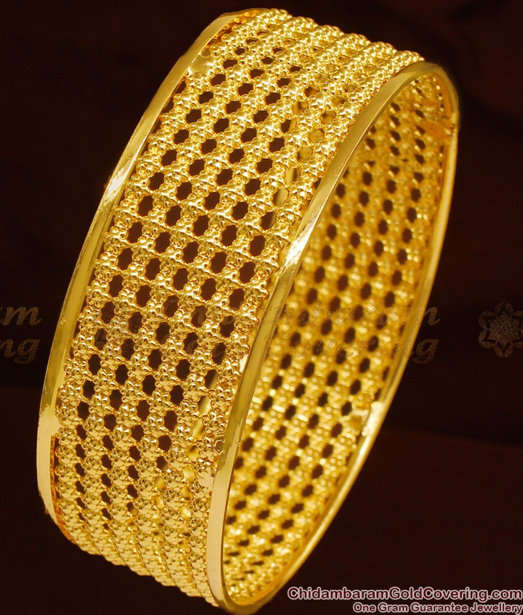 BR1023-2.6 Size Plain Broad Gold Flower Pattern Bridal Bangles Set
