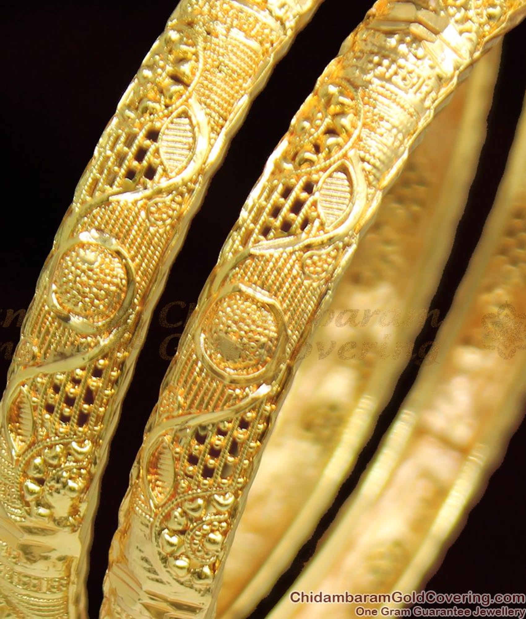 BR1043-2.4 Traditional Kerala Gold Flower Design Bangles For Daily Use ...