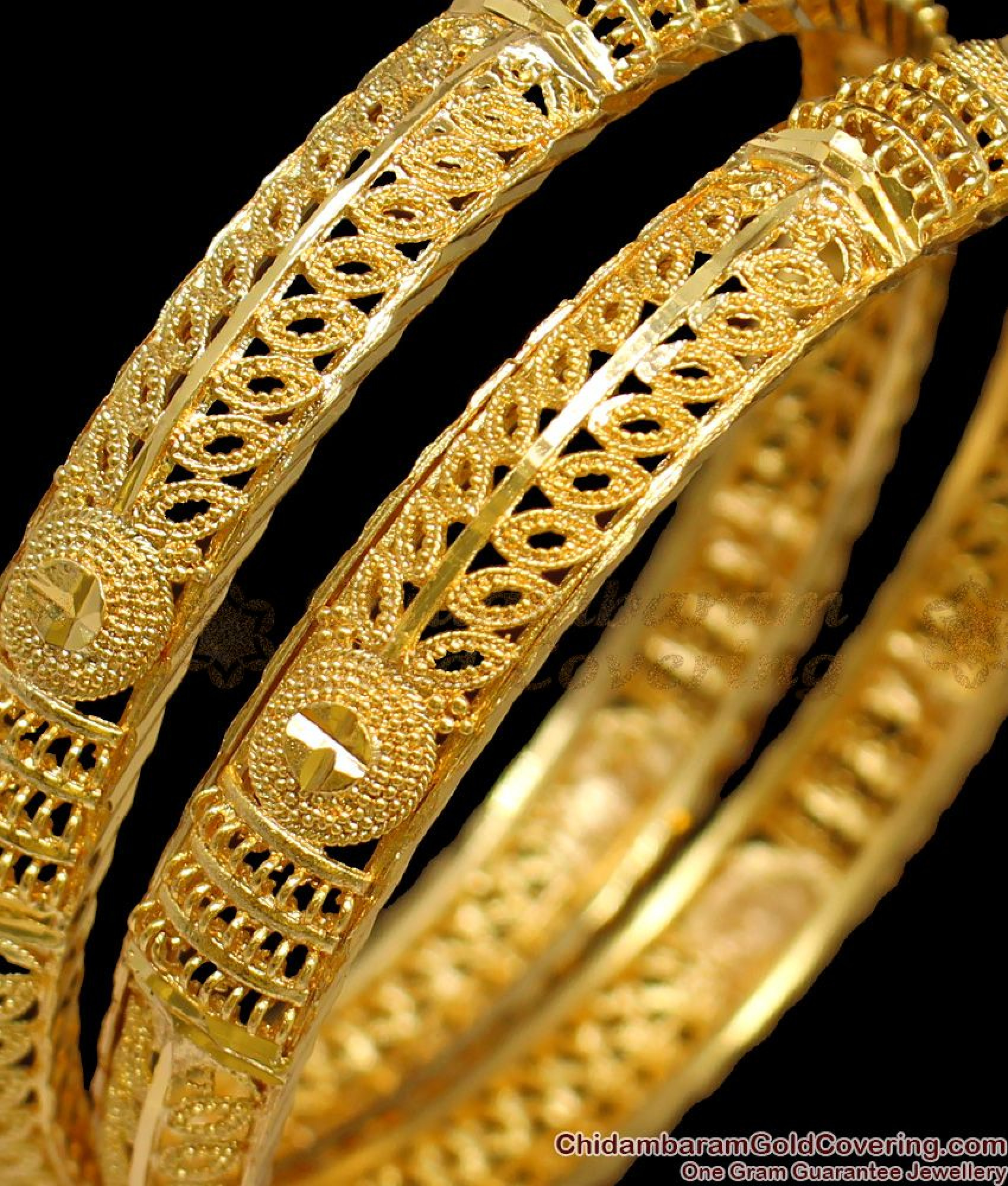 BR1272-2.10 Beautiful Peacock Feathers Kerala Gold Leaf Bangle Designs ...