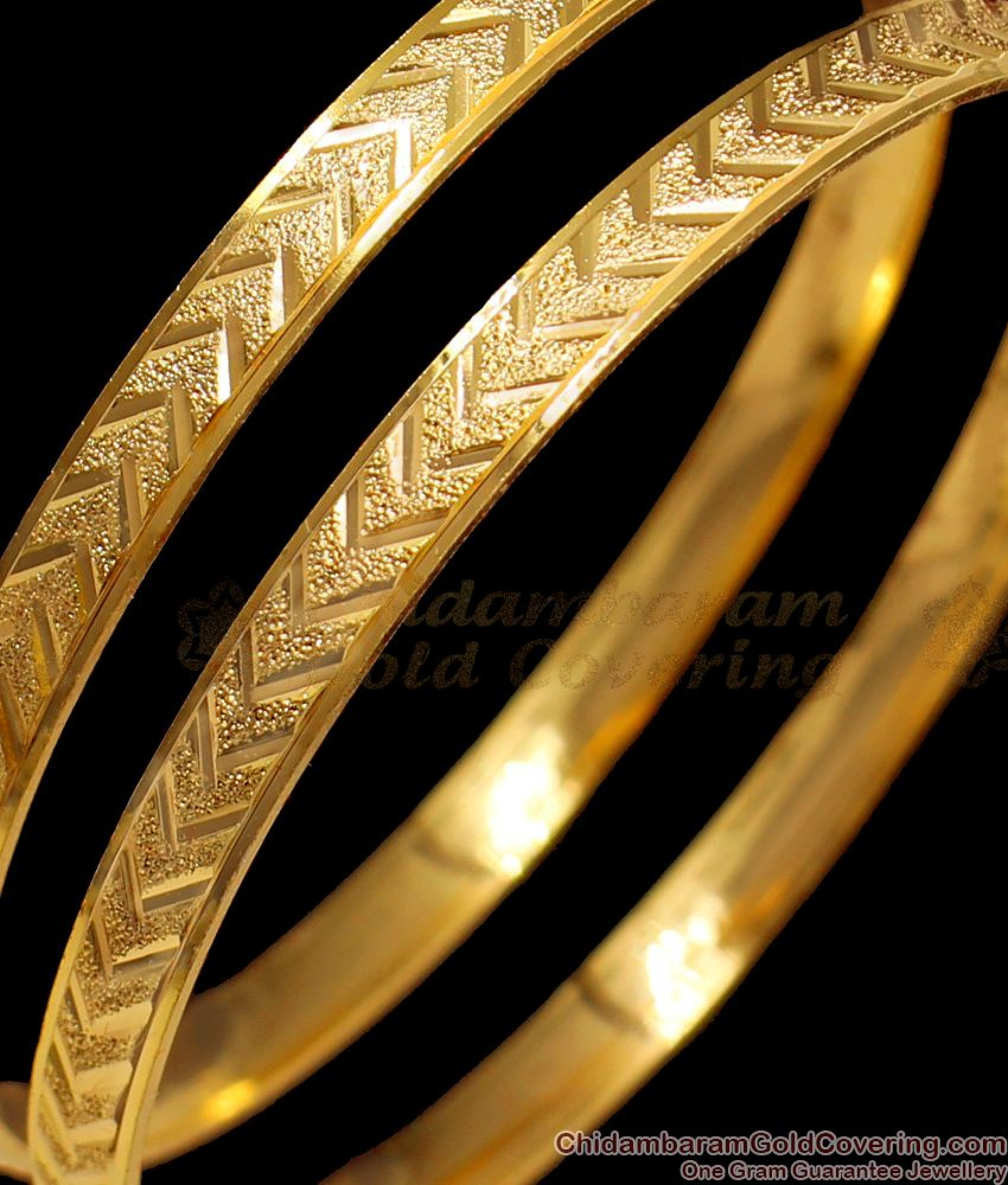 BR1401-2.4 Size Simple One Gram Gold Bangle Designs For Ladies Online Store