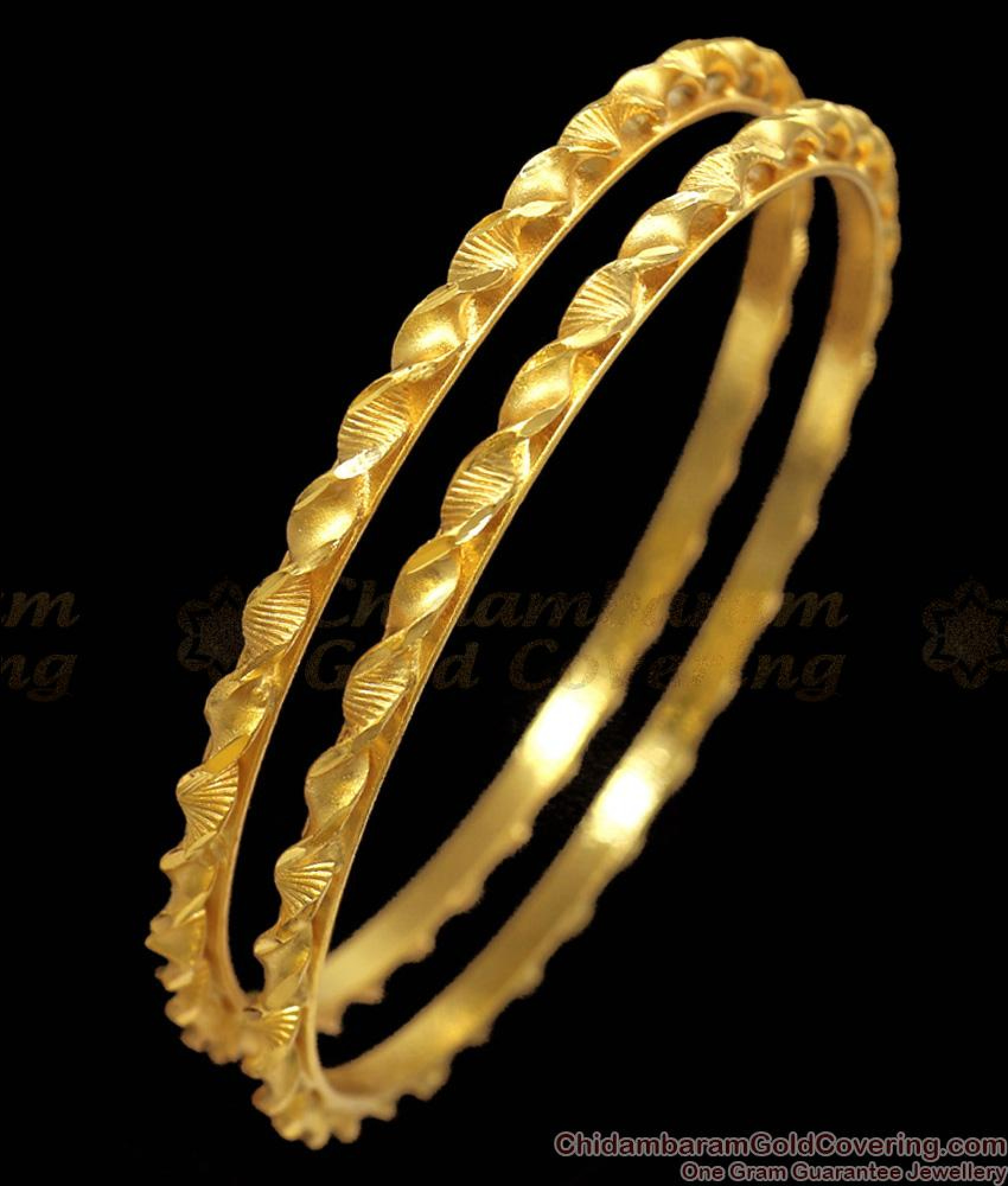 BR2173-2.6 Size Stylish 2 Gram Gold Bangle Spiral Forming Design