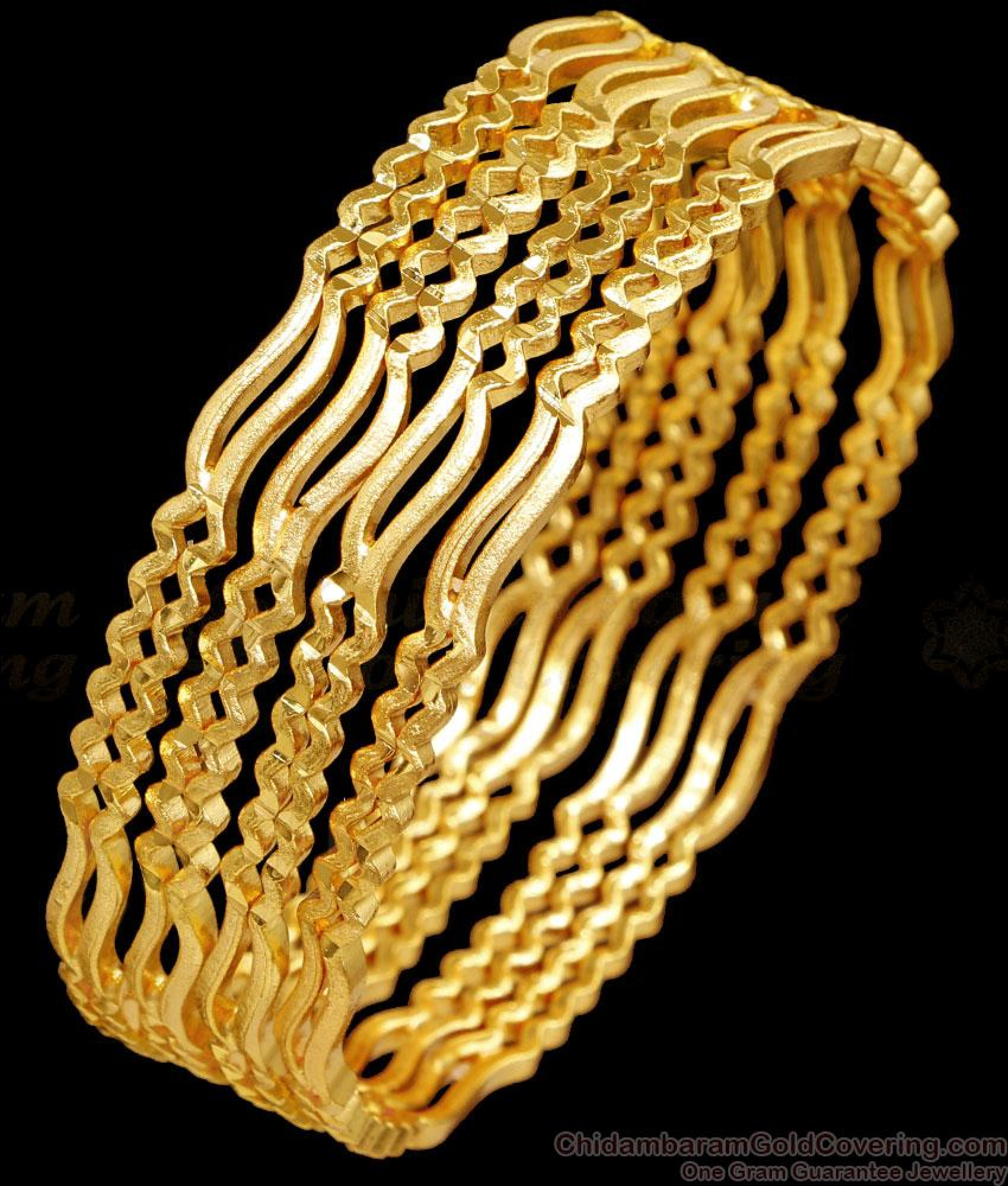 BR2513-2.6 Size Set Of Four 18K Gold Zig Zag Bangle Design For Women