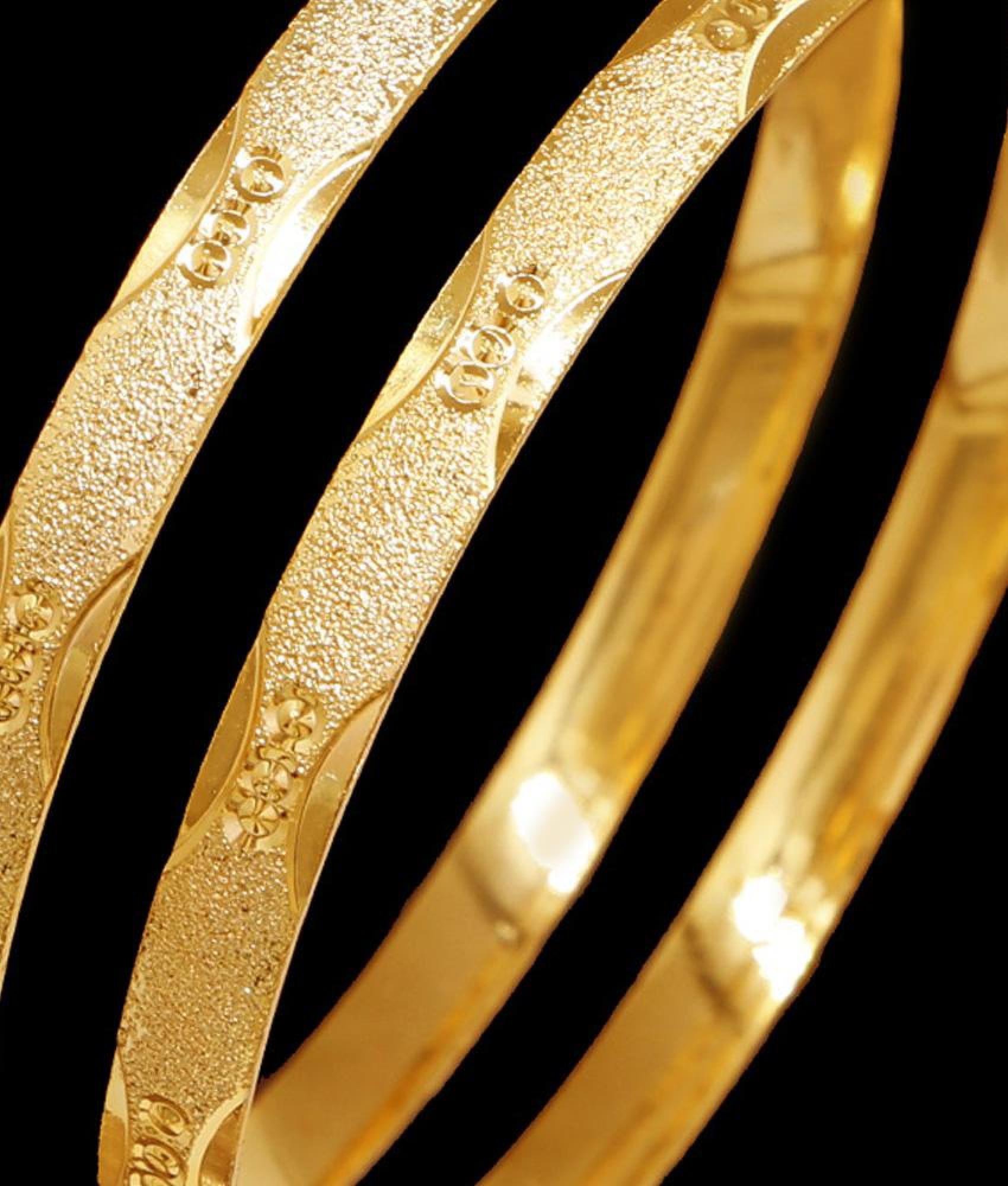BR2565-2.8 Set Of Two Plain Gold Imitation Bangle Matt Finish