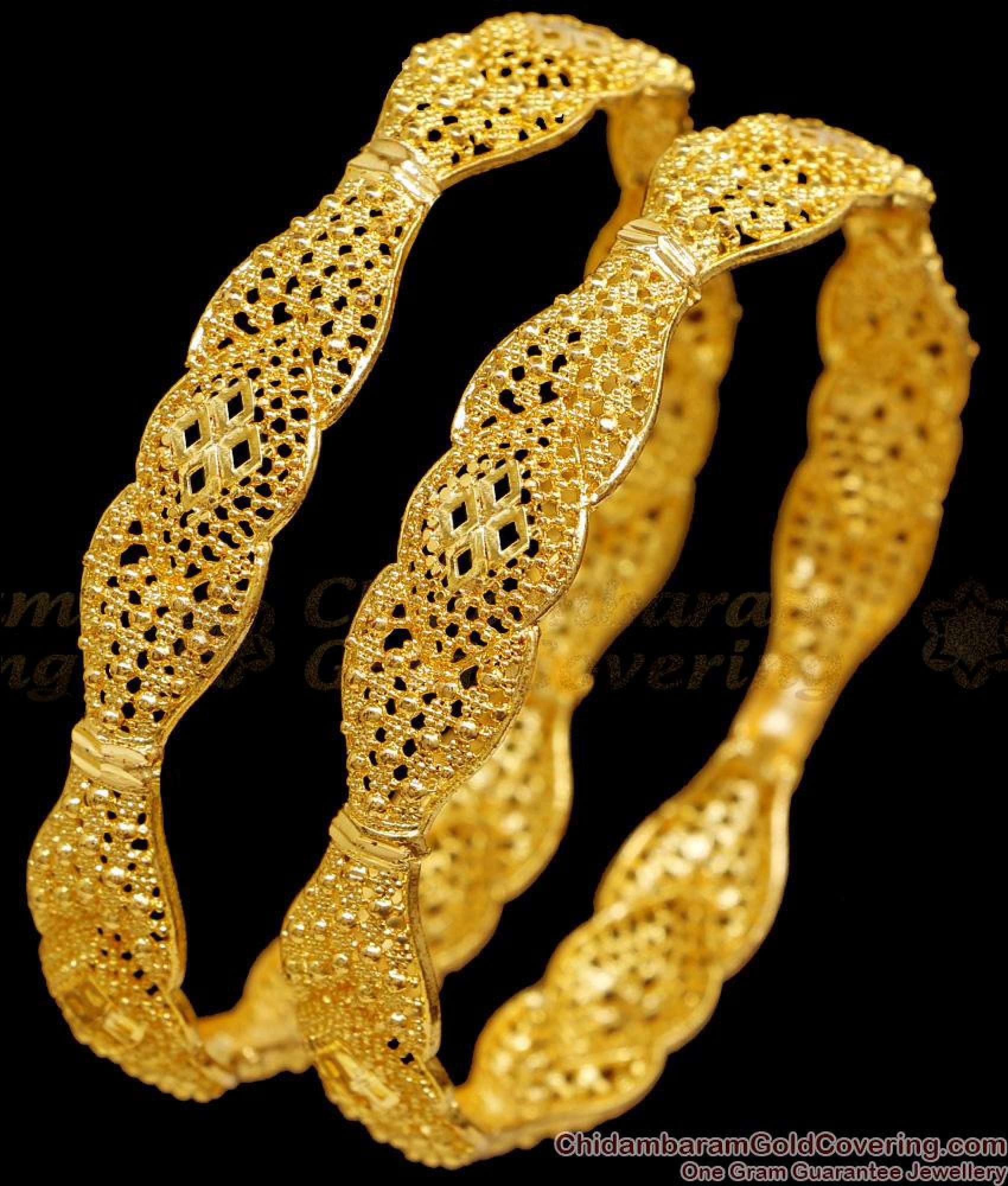 BR2628-2.4 Size Broad Designer Gold Imitation Bangle Collections Online