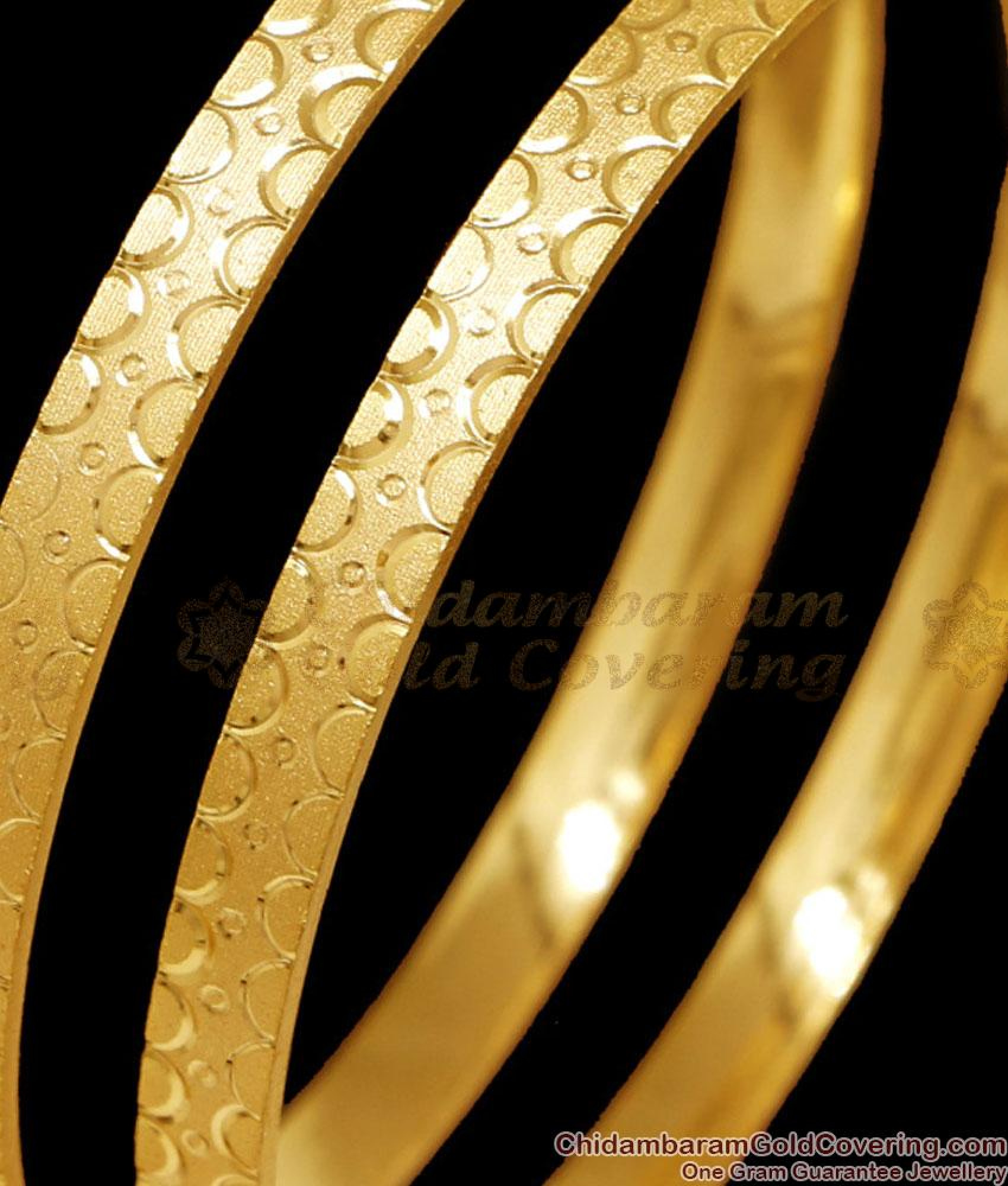 BR2635-2.4 Size Simple Gold Design Gold Plated Plain Bangles Online