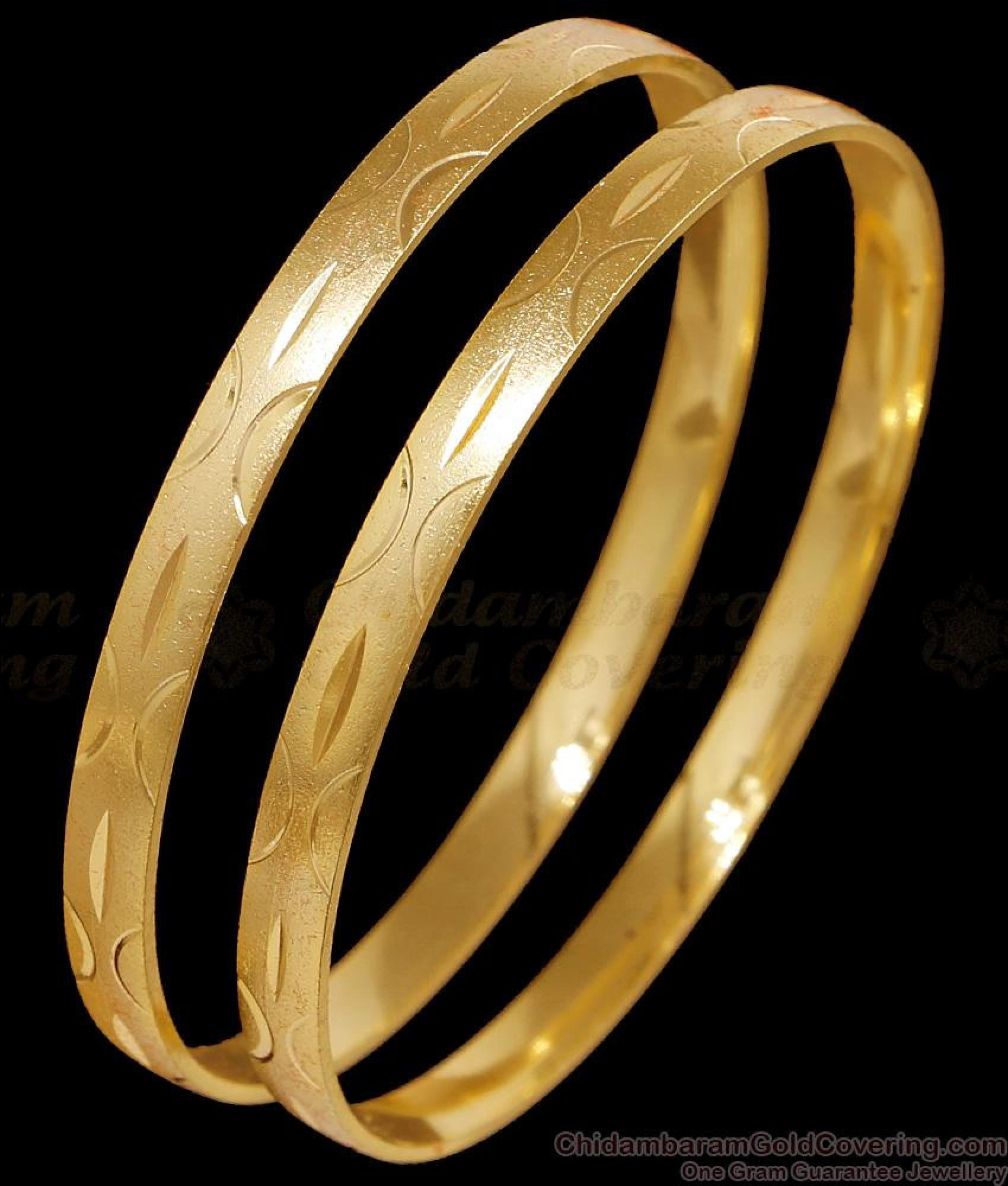 BR2732-2.4 Size Regular Wear Gold Plated Bangle Design Without Stone