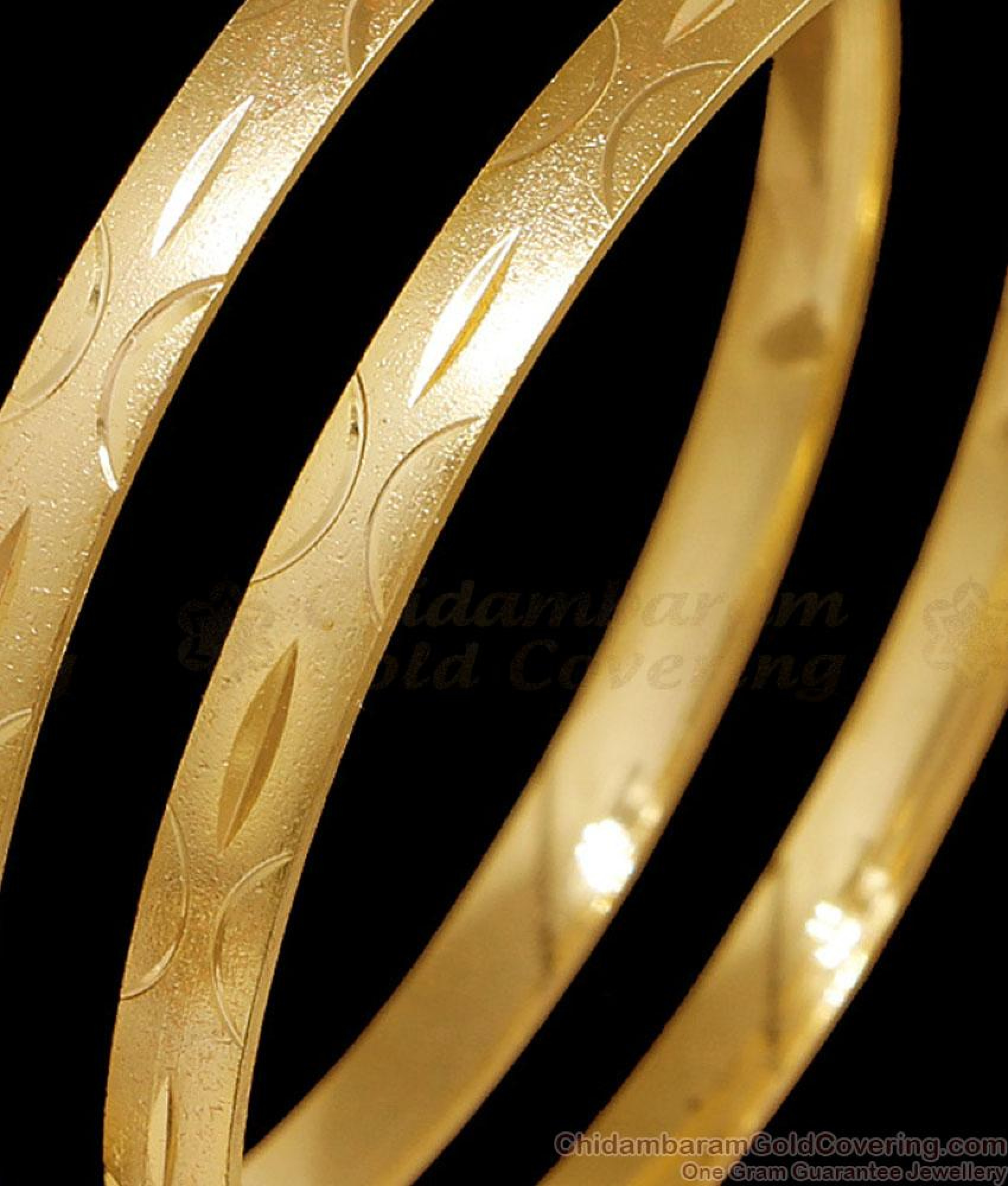 BR2732-2.4 Size Regular Wear Gold Plated Bangle Design Without Stone