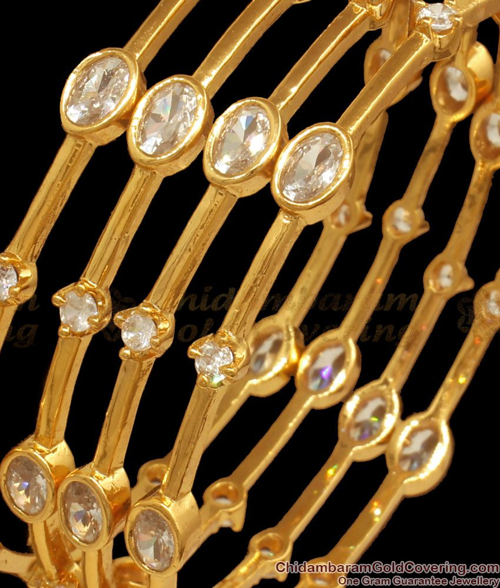 BR1940-2.4 Pretty White Kemp Stone Gold Bangles