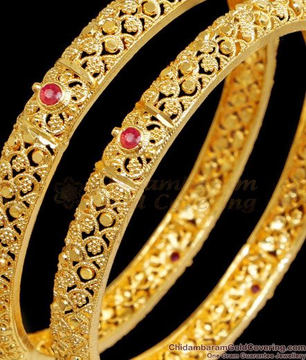 On Gram Gold Bangles, Plain Bangles and Stone Bangle Collections for ...