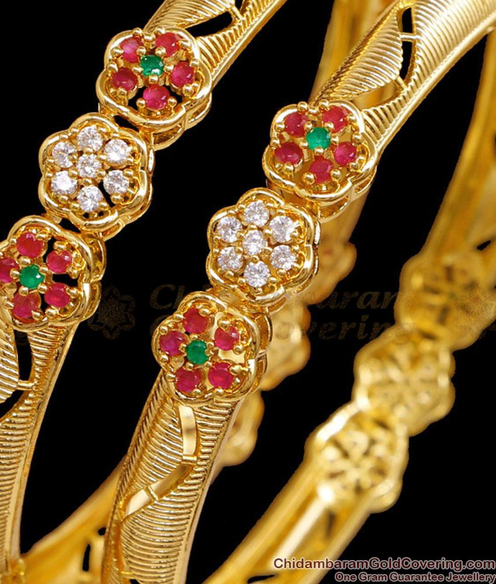 BR2590-2.4 High Quality Kada Type Gold Plated Bangle With Stone
