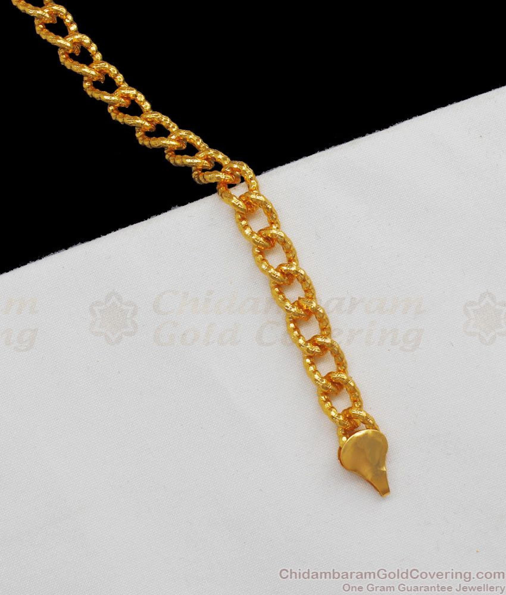 Simple Spring Type Mens Gold Bracelet For Daily Wear BRAC334