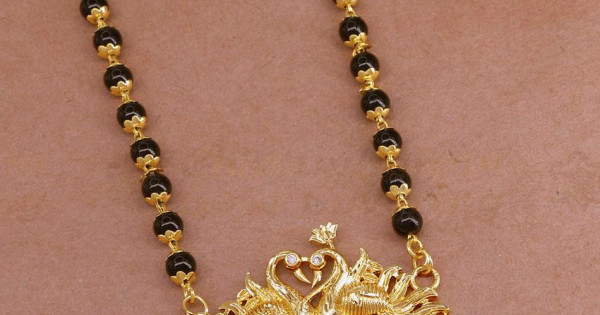 Traditional Karimani Malai Gold Imitation Swan Pendant Chain Online ...
