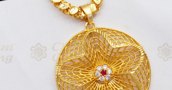 Unique 3D Shaped Star Design AD Stone Gold Pendant Chain BGDR818