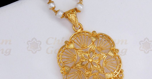 Latest White Pearl Chain Gold Plated Dollar Flower Design BGDR883