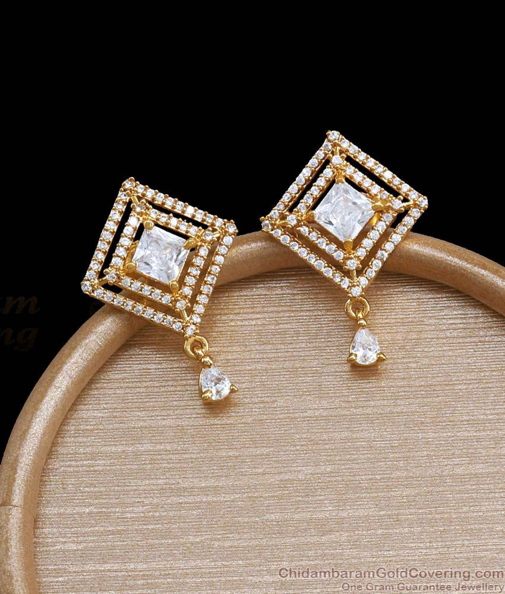 Glittering White Stone Gold Earrings Party Wear Collections ER4013