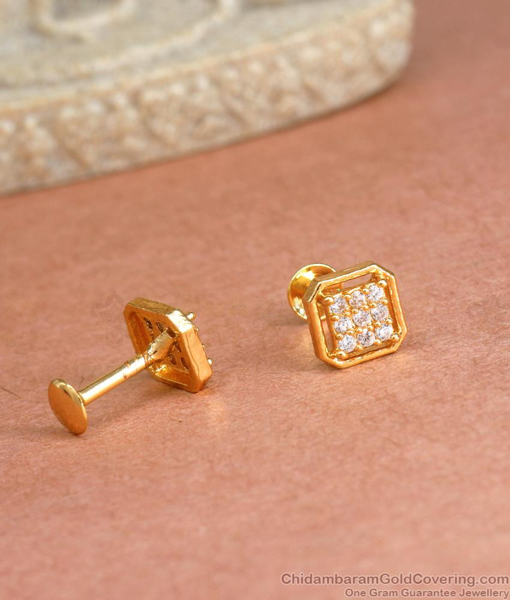 Tiny Daily Wear Gold Plated Stud With Stone ER4146