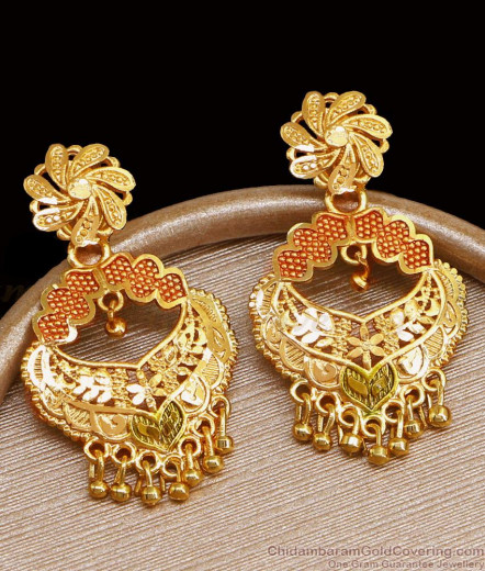 Women Wedding Gold Earring Forming Dangler Design ER4177