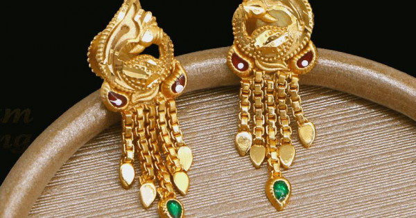Beautiful Peacock Design Screw Back Earring Forming Collections ER4510