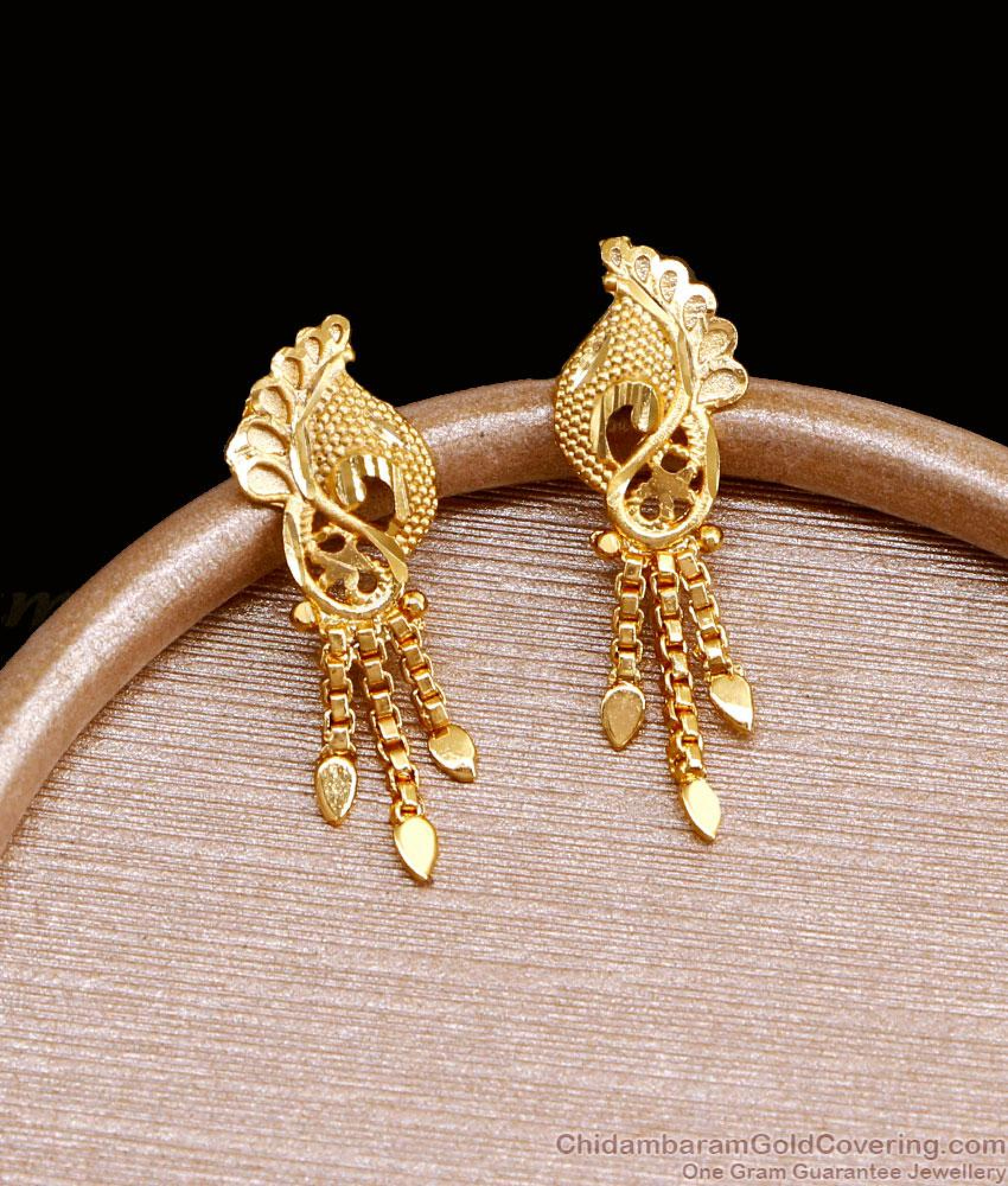 Plain Forming Gold Earring Floral Design For Wedding ER4697