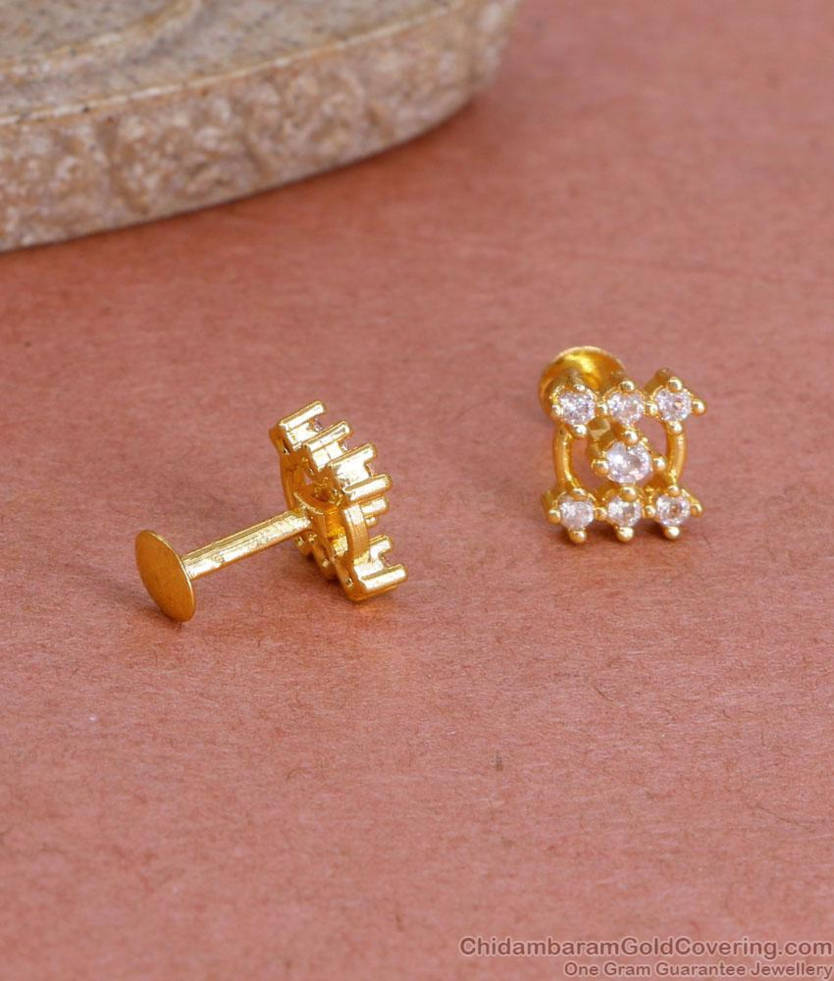 New Model Simple Gold Design Earring White Stone Studs ER4784