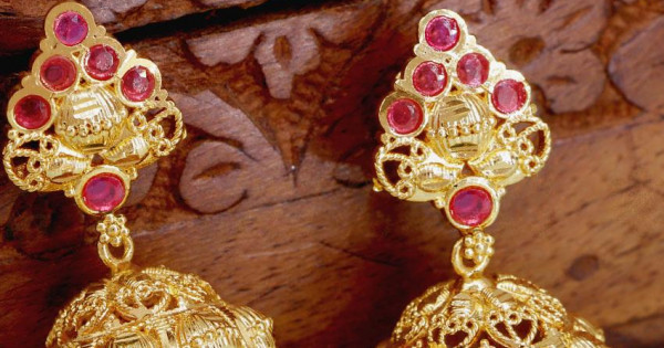 Attractive Ruby Stone Gold Plated Jhumki Earring For Women ER5052