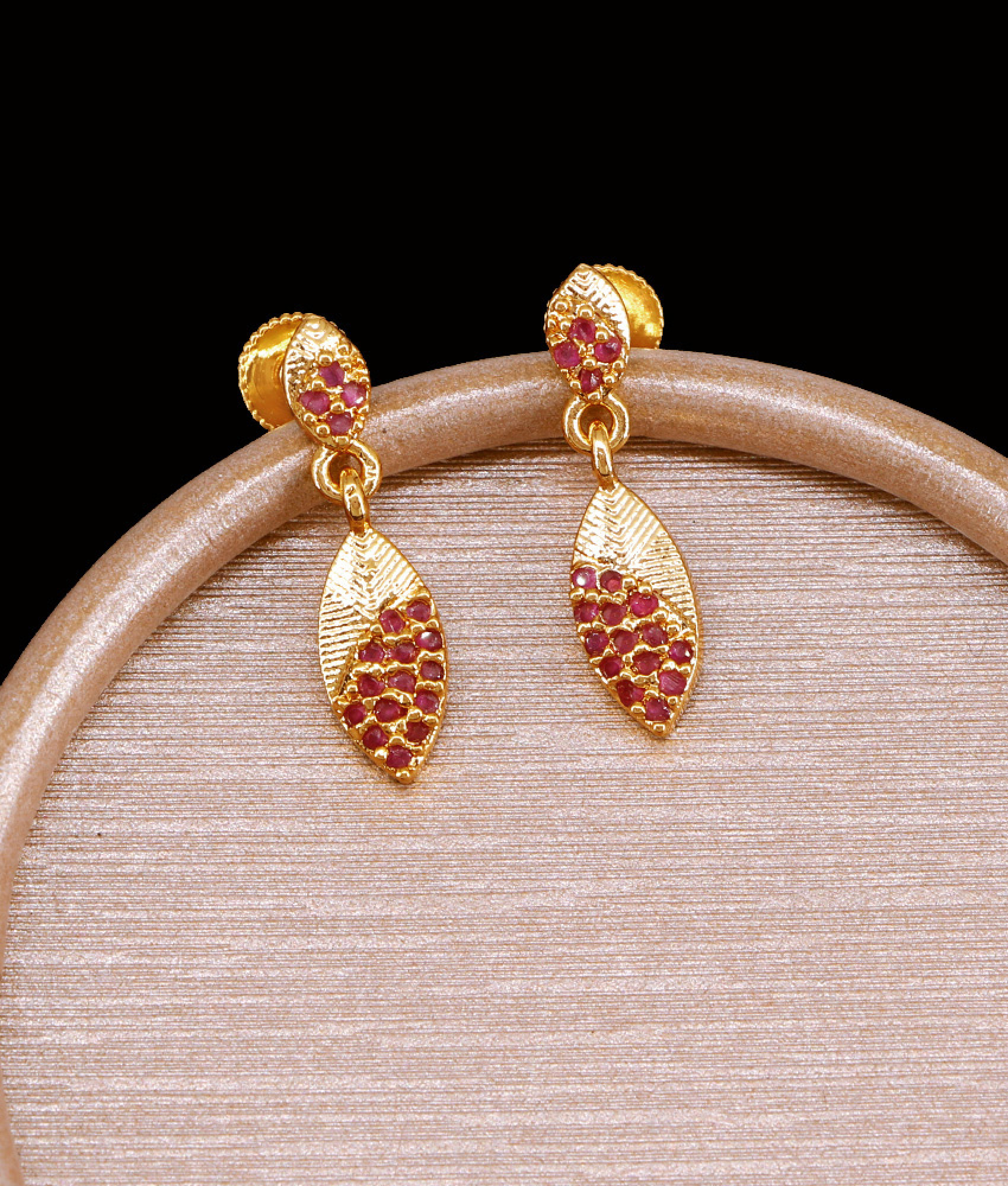 Latest Leaf Design Micro Gold Plated Dangler Ruby Stone Earring ER5209