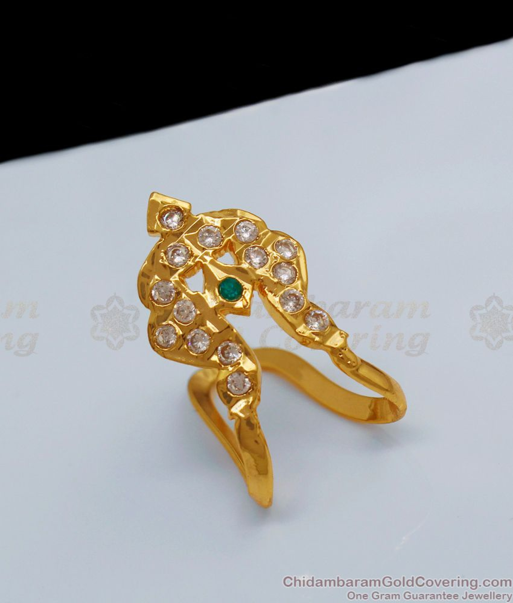 Buy Original Impon Emerald Vaki Type Finger Ring FR1118