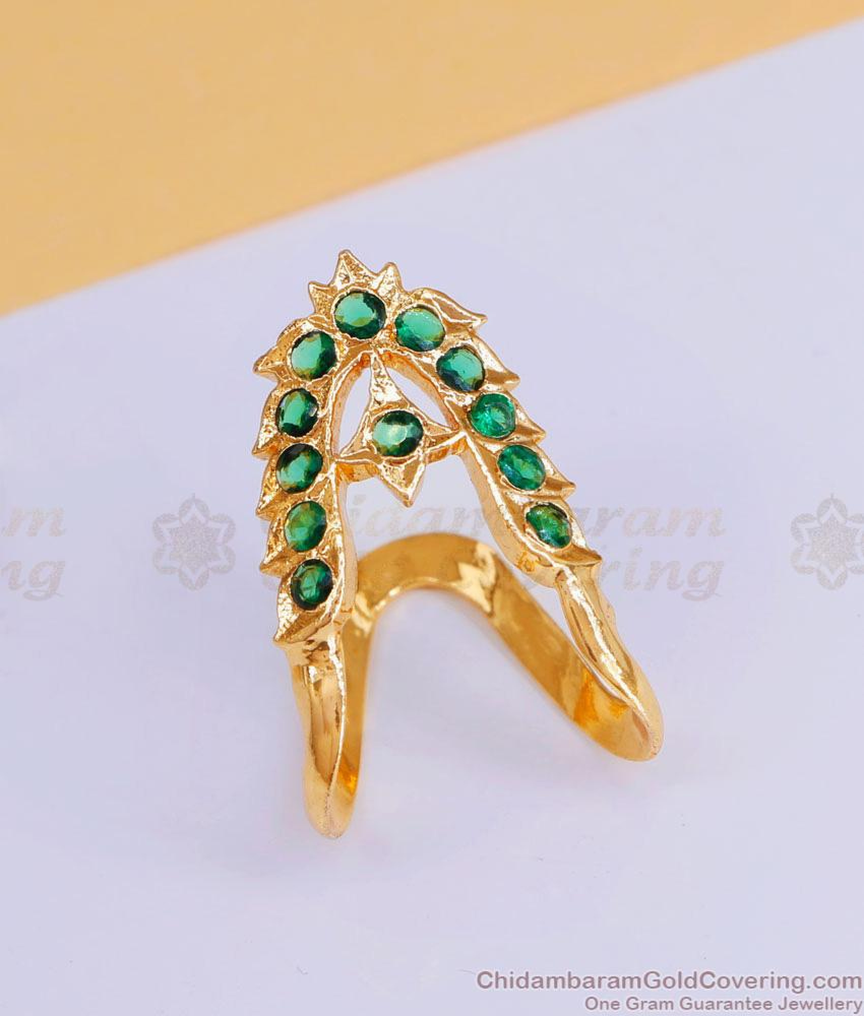 Light Weight Green Stone Vanki Ring Impon Gold Jewelry FR1590