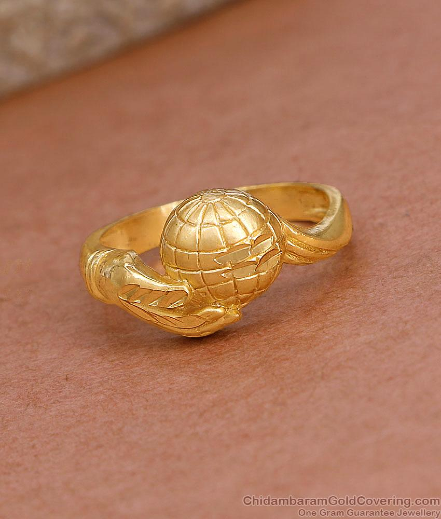 Symbol of Peace Real Gold Look Finger Ring Globe Design For Regular Use ...