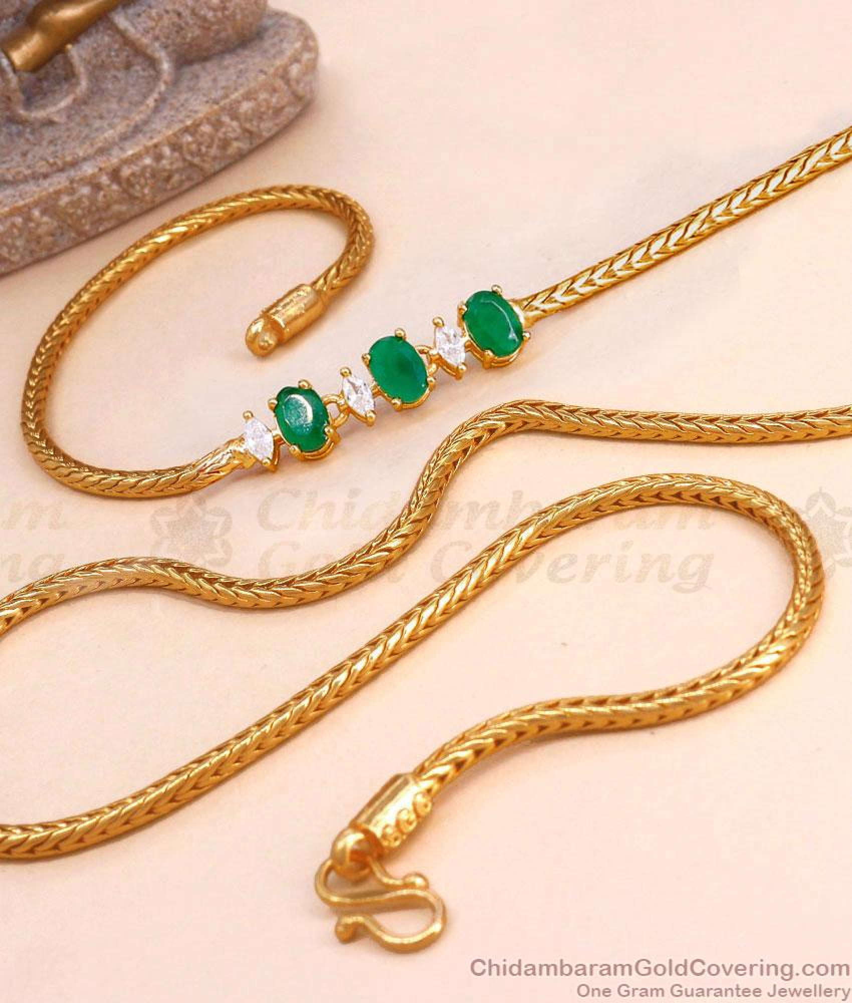 Pure Gold Tone Emerald Stone Mugappu Thali Kodi Chain MCH1605