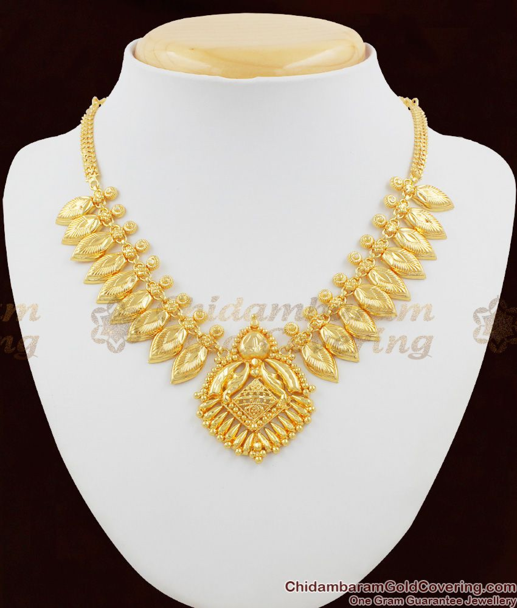 South Indian Kerala Mullai Arumbu Leaf Design Gold Necklace Short Chain ...