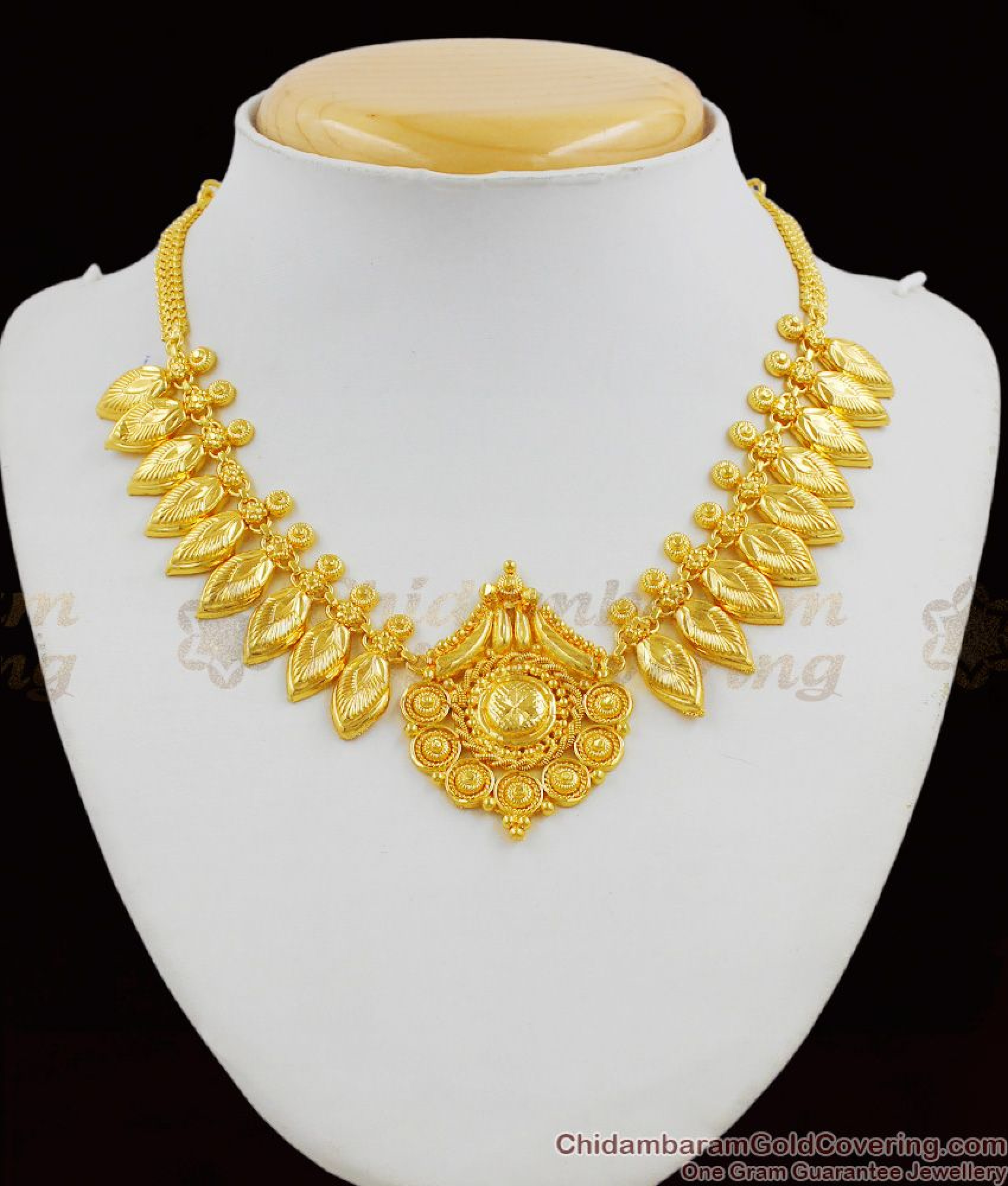 Mullai Arumbu Leaf Design Traditional Kerala Gold Necklace South Indian ...