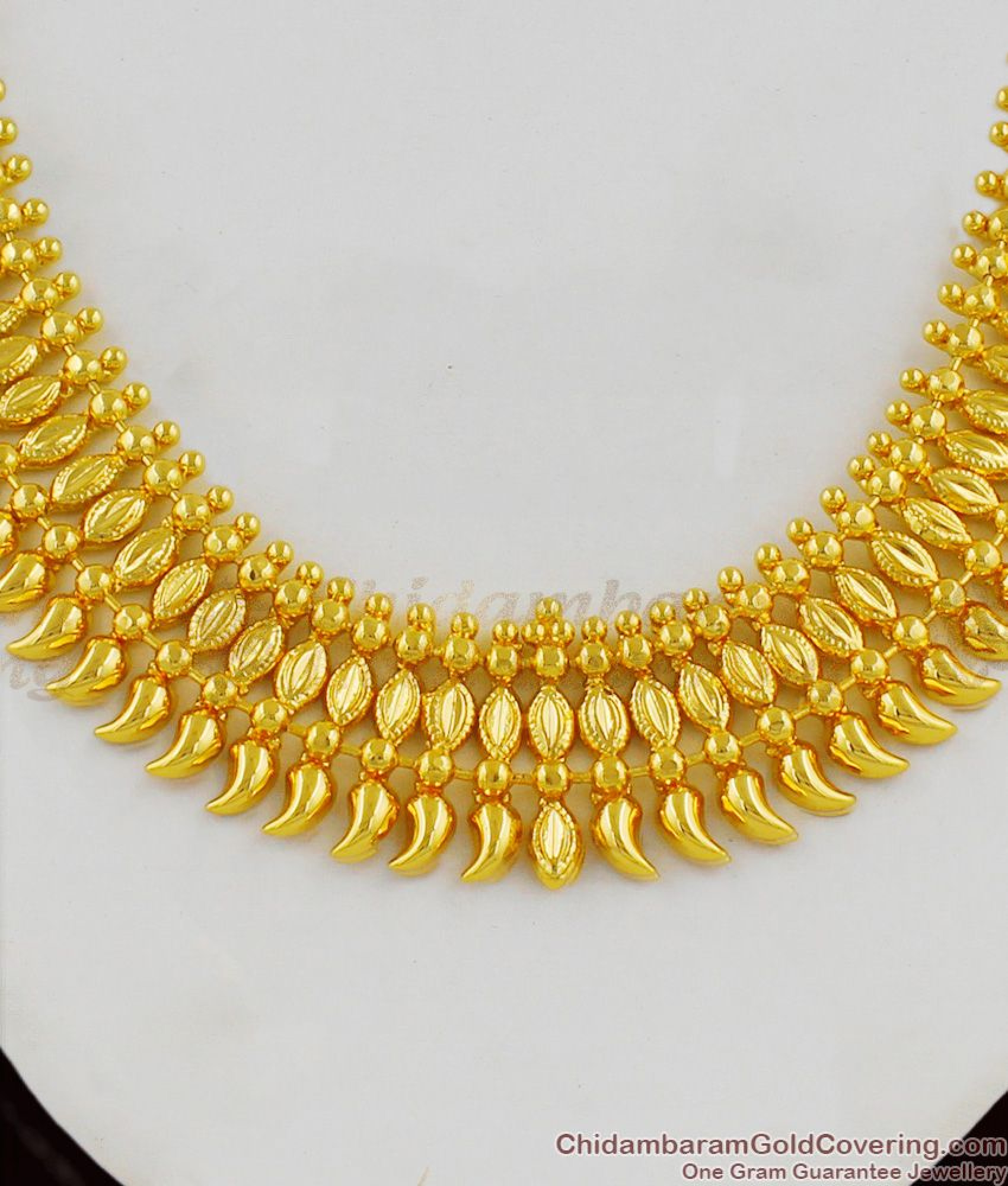 Admiring Pure Gold Kerala Mango design Bridal Jewellery Necklace Malai ...