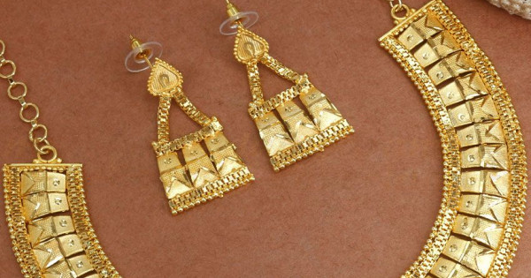 Trendy Close Neck Forming Kerala Necklace Bridal Combo Collections NCKN2887