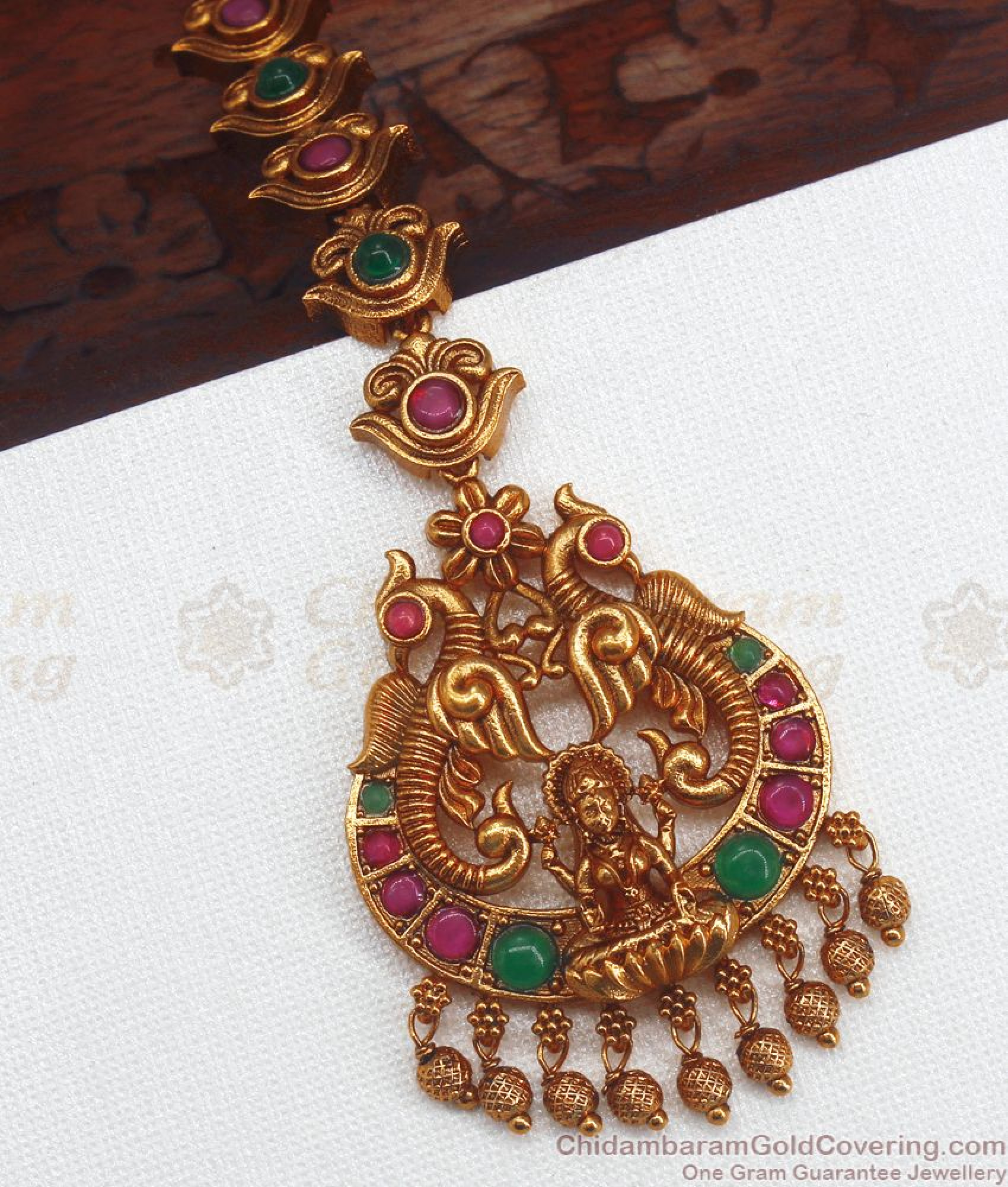 Nagas Lakshmi Antique Nethichutti Peacock Design Ruby Emerald Stone NCHT267