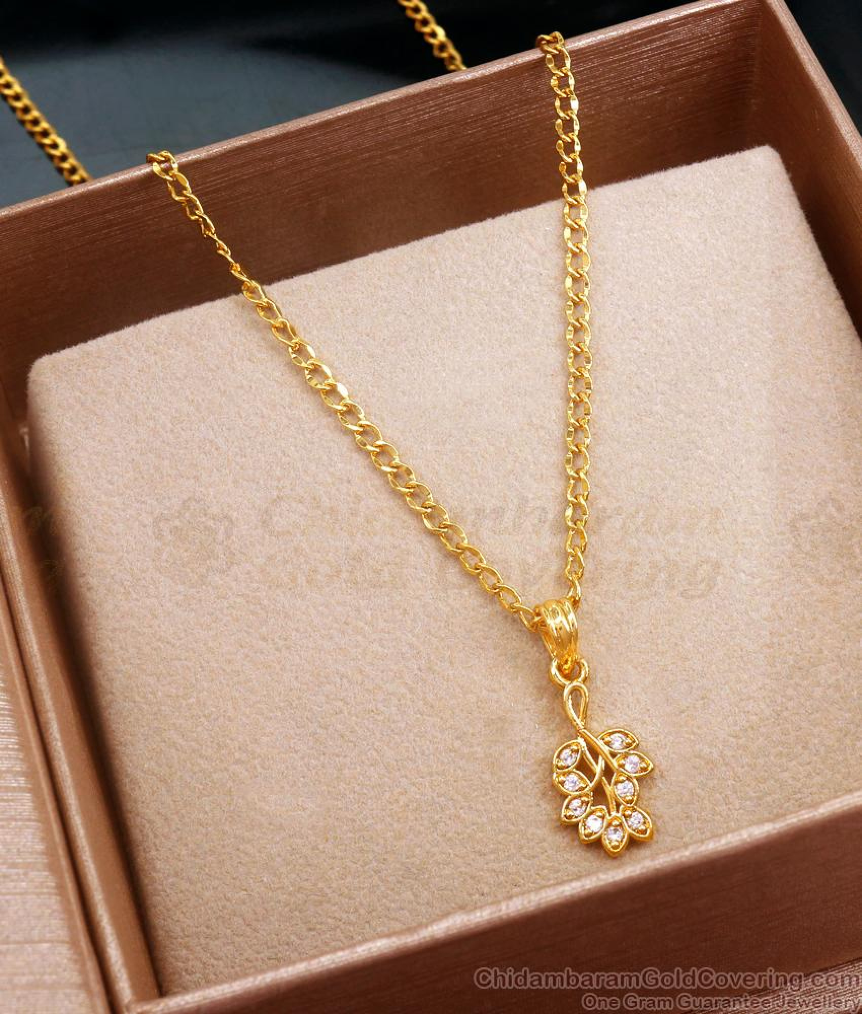Light Weight Gold Plated Pendant Chain Leaf Designs SMDR2193
