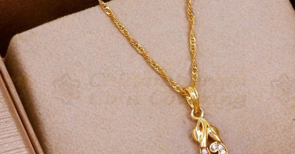 New Model Floral Gold Design Pendant Chain For Women SMDR2387