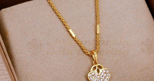 Beautiful Heart Shaped White Stone Small Pendant Chain Online SMDR2617