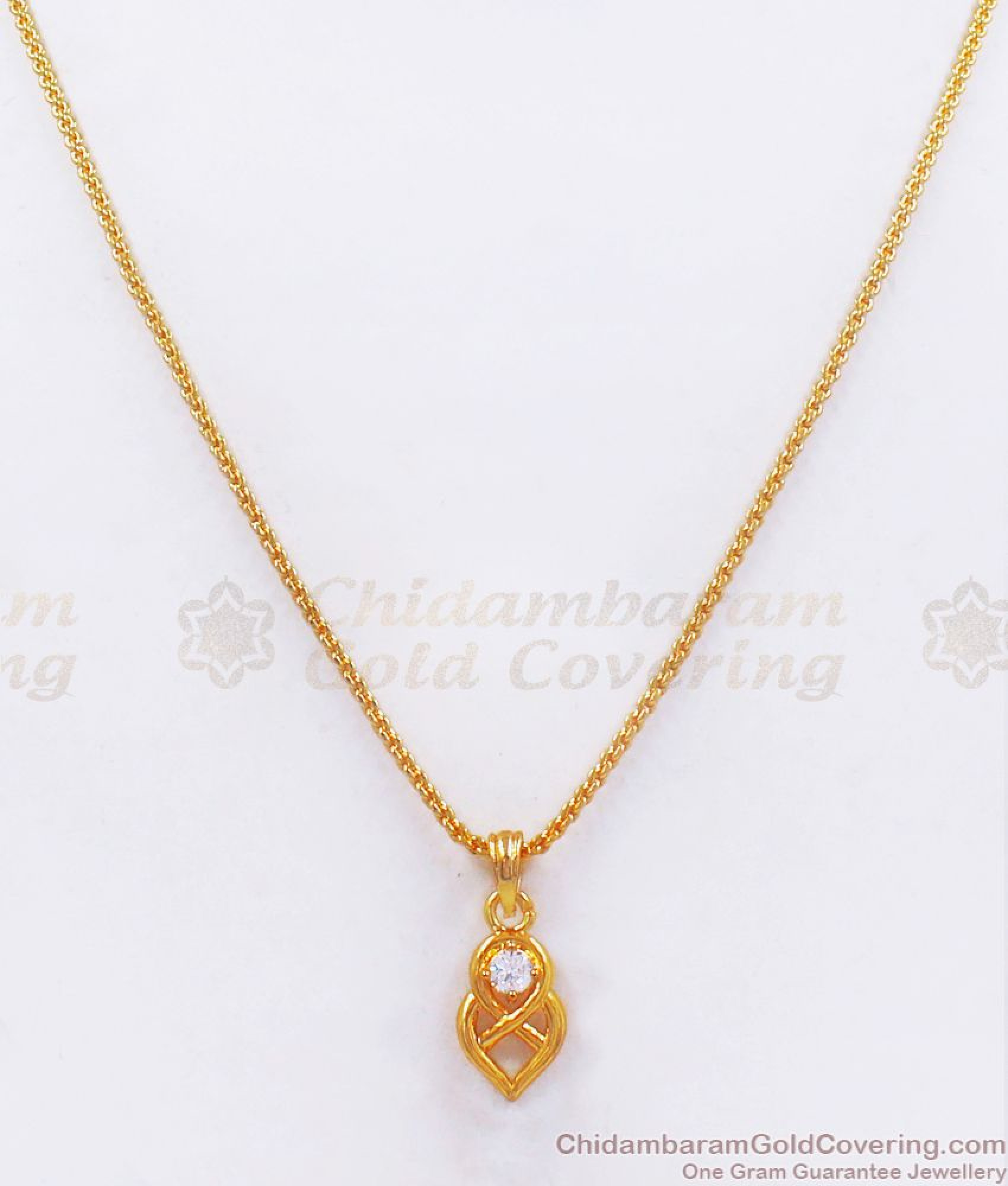 Elegant Gold Plated Small Pendant With Chain Online SMDR703