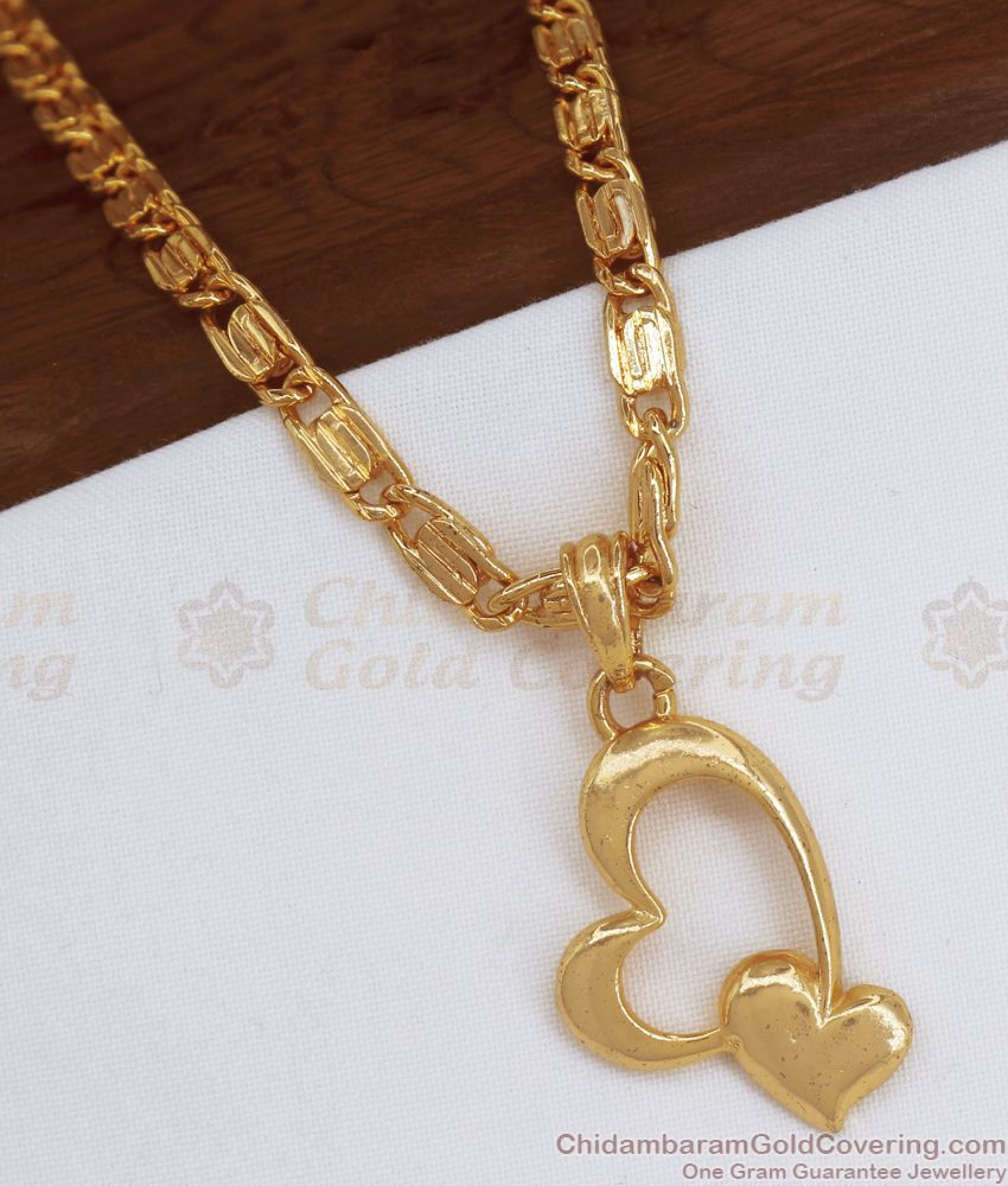 24K Gold Heart Shaped Pendant WIth Chain Shop Online SMDR814